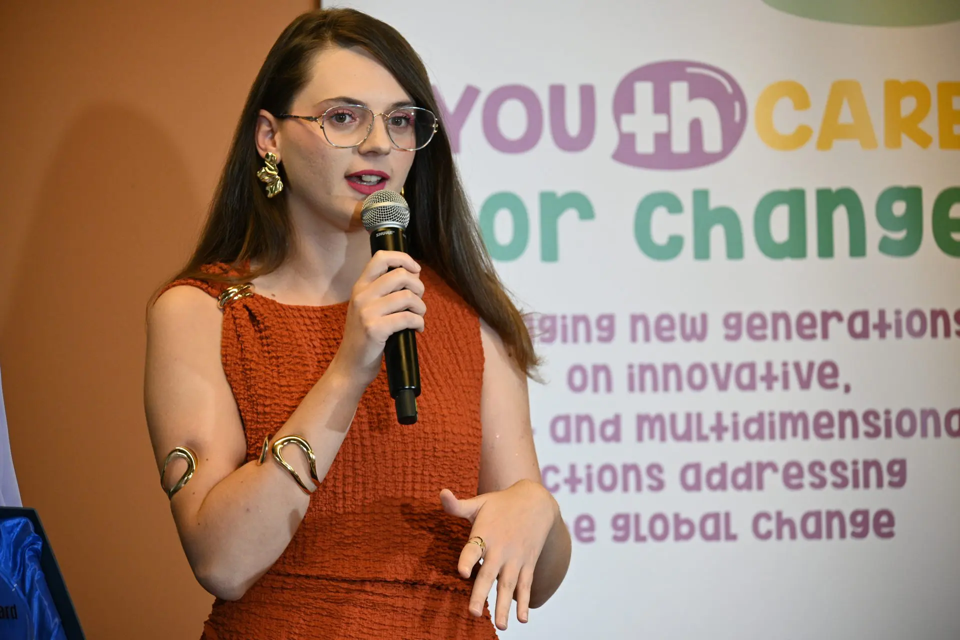 Mlada Novotravničanka dobitnica regionalne nagrade za mlade - Drukčiji ...